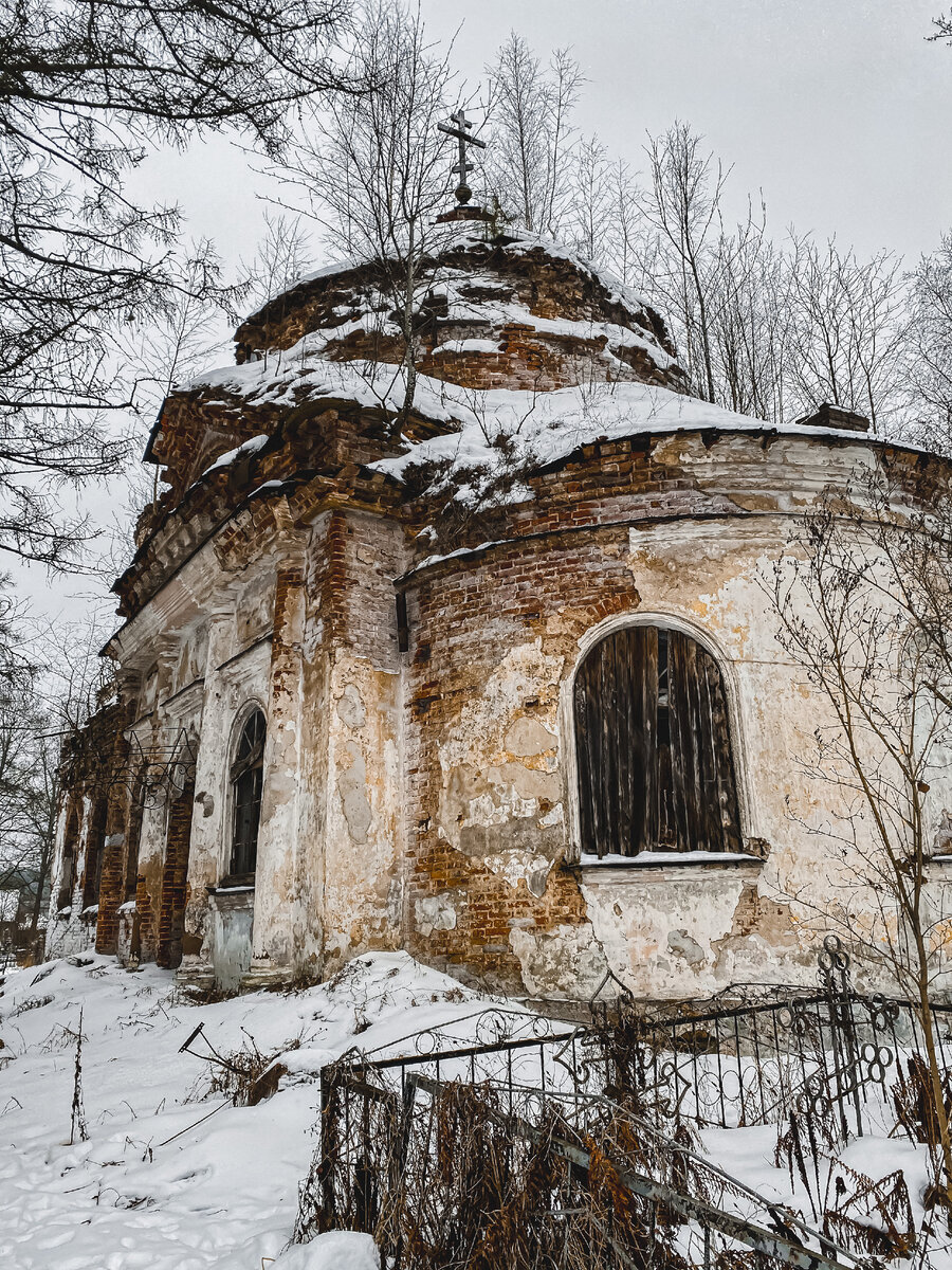 Заброшенная церковь, которой восхищаются историки отечественного ...