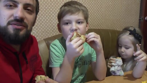 Мама готовит беляши с мясом - Рецепт - Папа и дети пробуют | ВЛОГИ ...