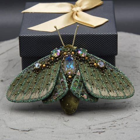 Удивительные украшения, созданные своими руками. Не устаю восхищаться ...