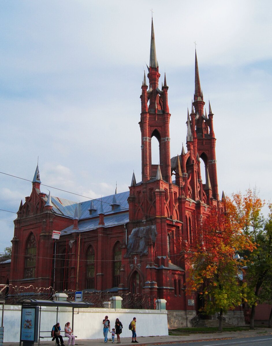 12 самых красивых католических церквей России | Беспорядочные ...