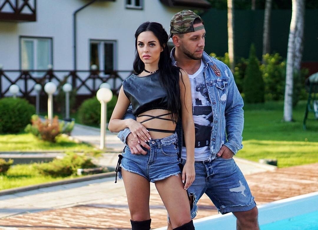 Юлия Ефременкова пожаловалась на измену любимого мужчины | LIVE24 | Дзен