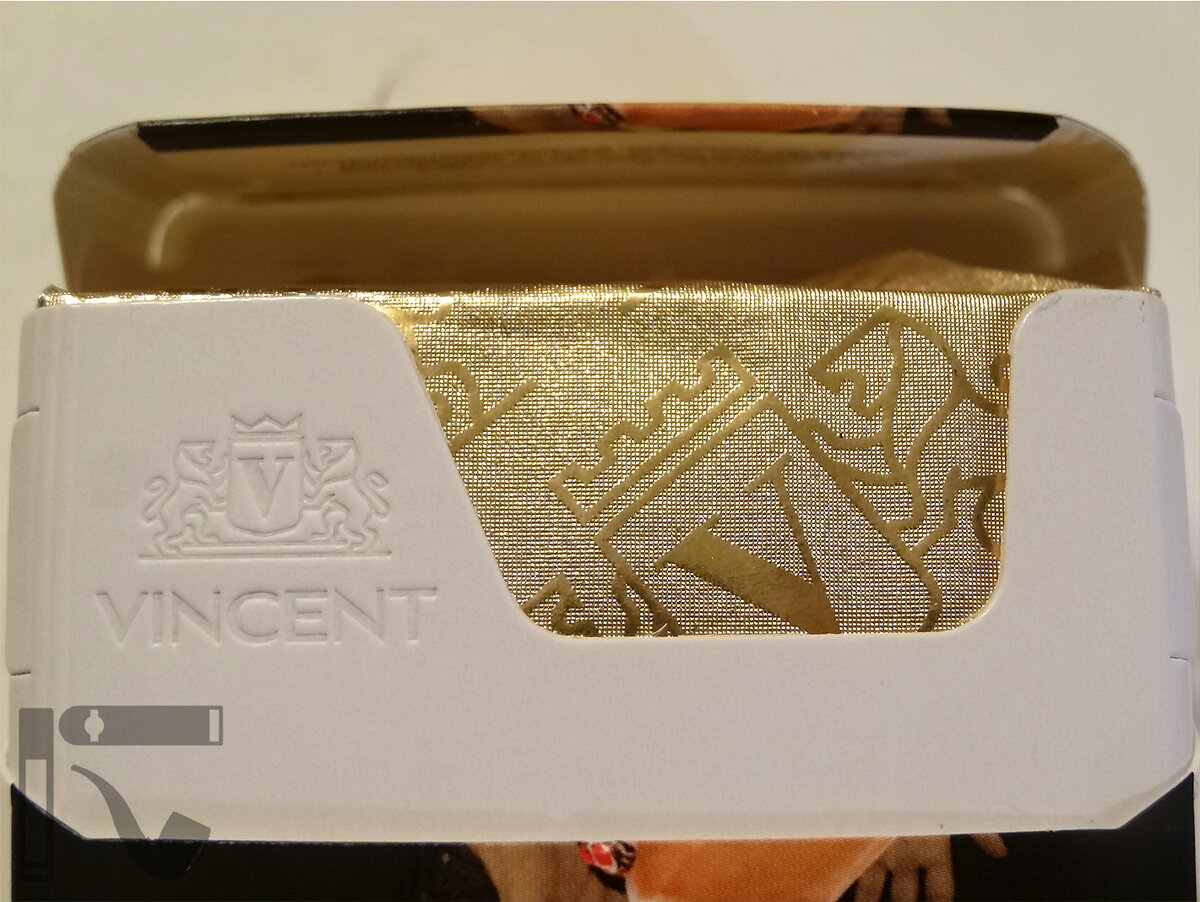 "Дёшево, качественно и с табаком!" Так говорят о сигаретах Vincent Red ...