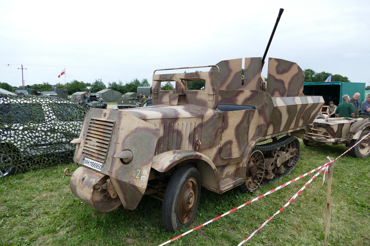 Немецкая полубронированая ЗСУ из французского полугуса | Юрий Пашолок ...