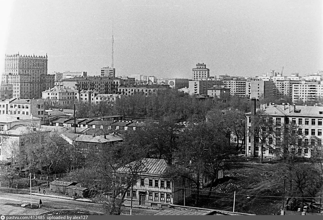Безбожный переулок: Дядю-полковника я называла "мой подруг" | Московские истории | Дзен
