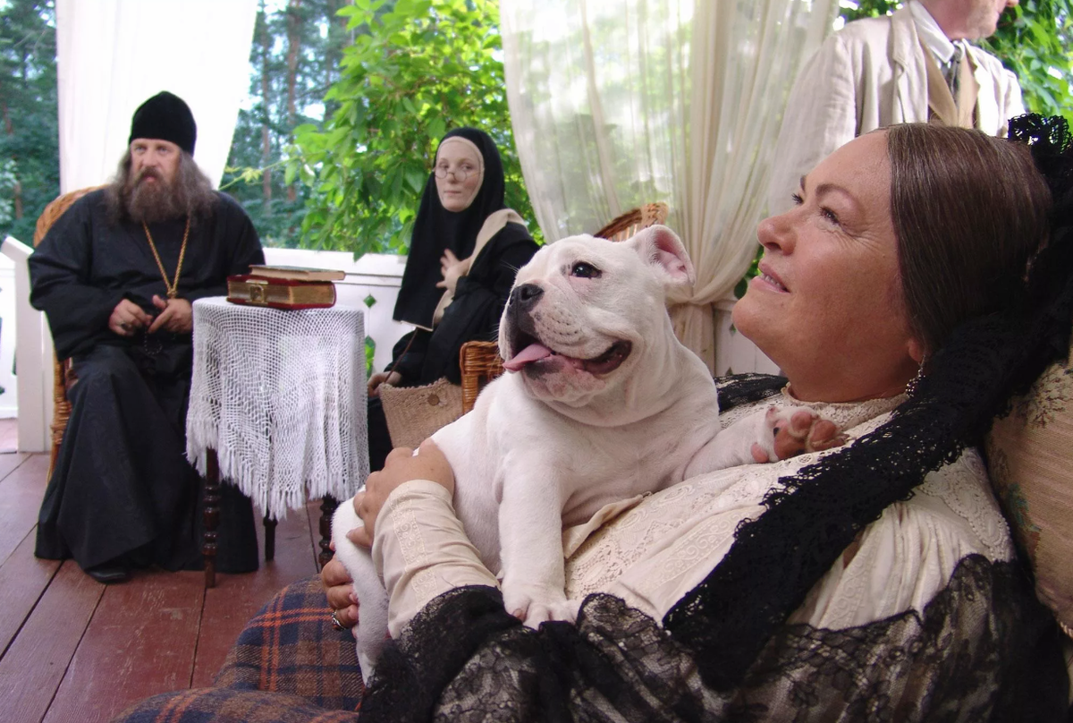 Восемь отличных детективных сериалов, где расследования ведут монахи и ...