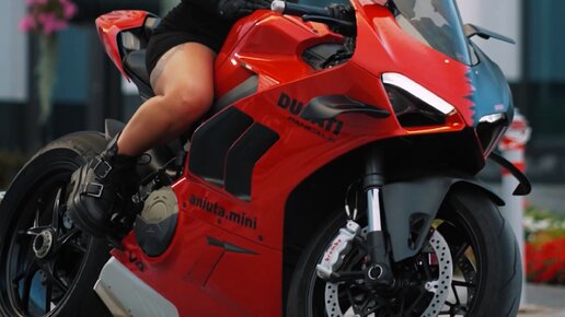 aniuta.mini | Добро пожаловать на мою темную сторону 😈 #мотодевушка #мотоцикл #спортбайк | Дзен