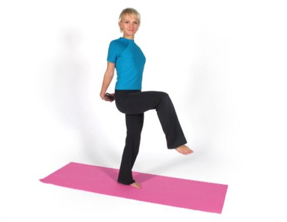 Trei exerciții îndepărtează pliurile de pe abdomen, spate și talie ...