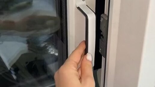 Irishka_lifehack | Как открыть балконную дверь | Дзен