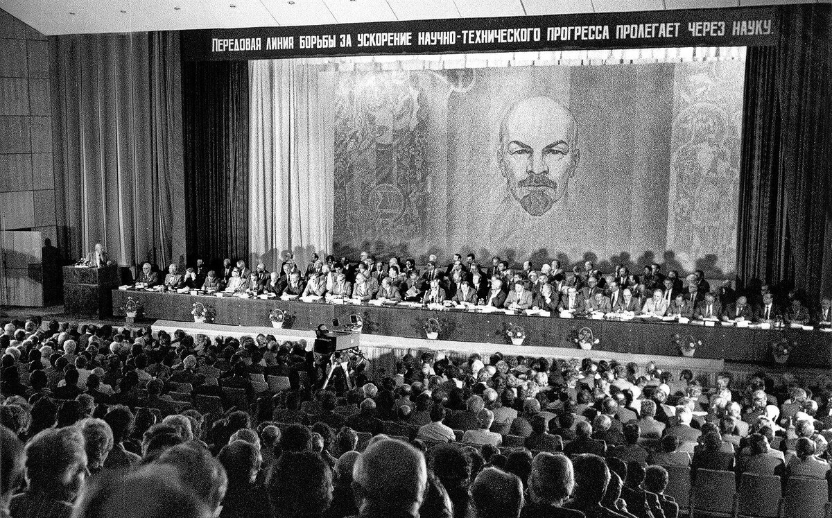 Забота тов Сталина о науке и учёных Истории от историка Дзен