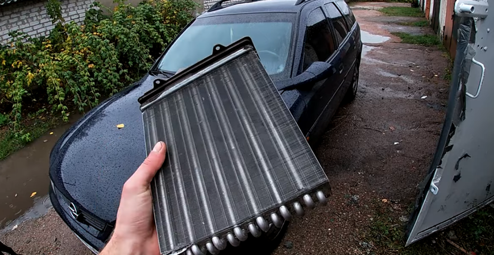 10 причин запотевания стекол в машине