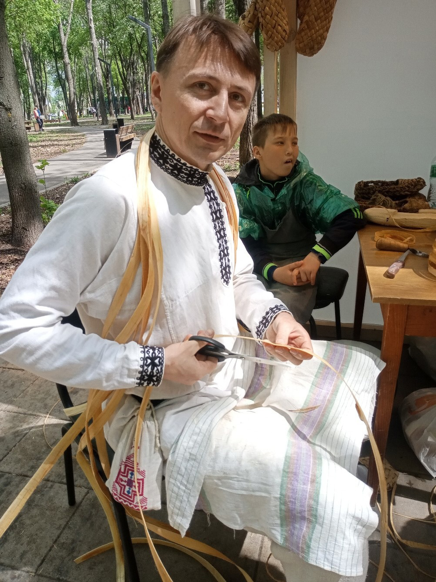В чем традиционные русские лапти лучше любой современной обуви? И ...