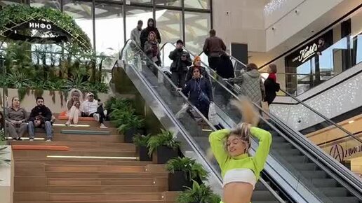 Diana Belitskay | Where are you looking?😍 inst: belitskay | Дзен