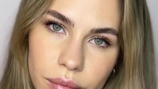 Astra Make-Up Russia | Делаем красивый повседневный макияж с косметикой ...