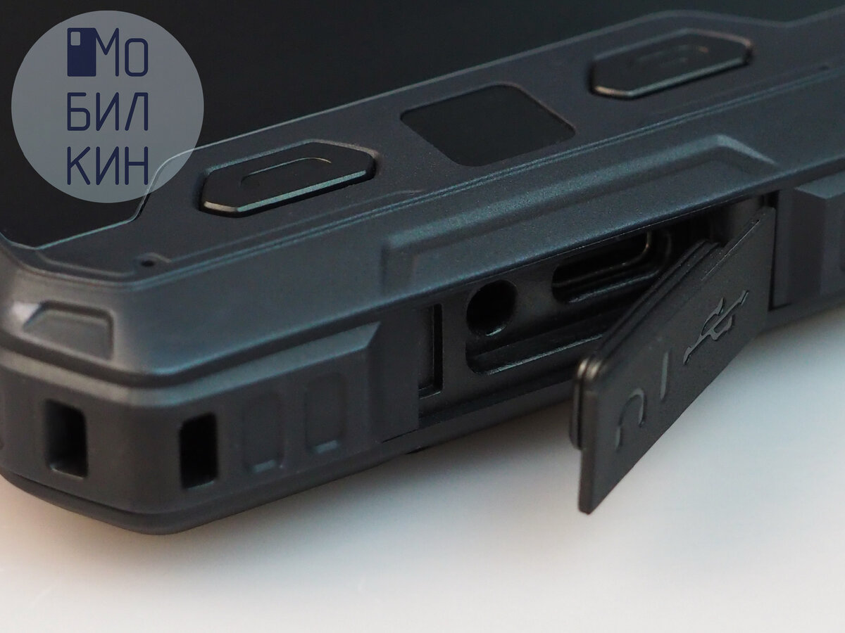 Пять разъёмов и восемь кнопок. Зачем так много? Обзор смартфона ...