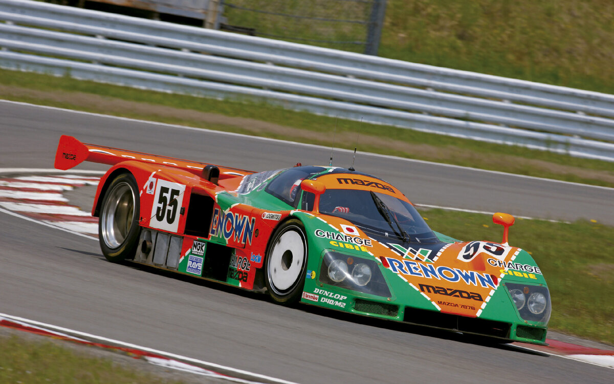 Mazda 787b store