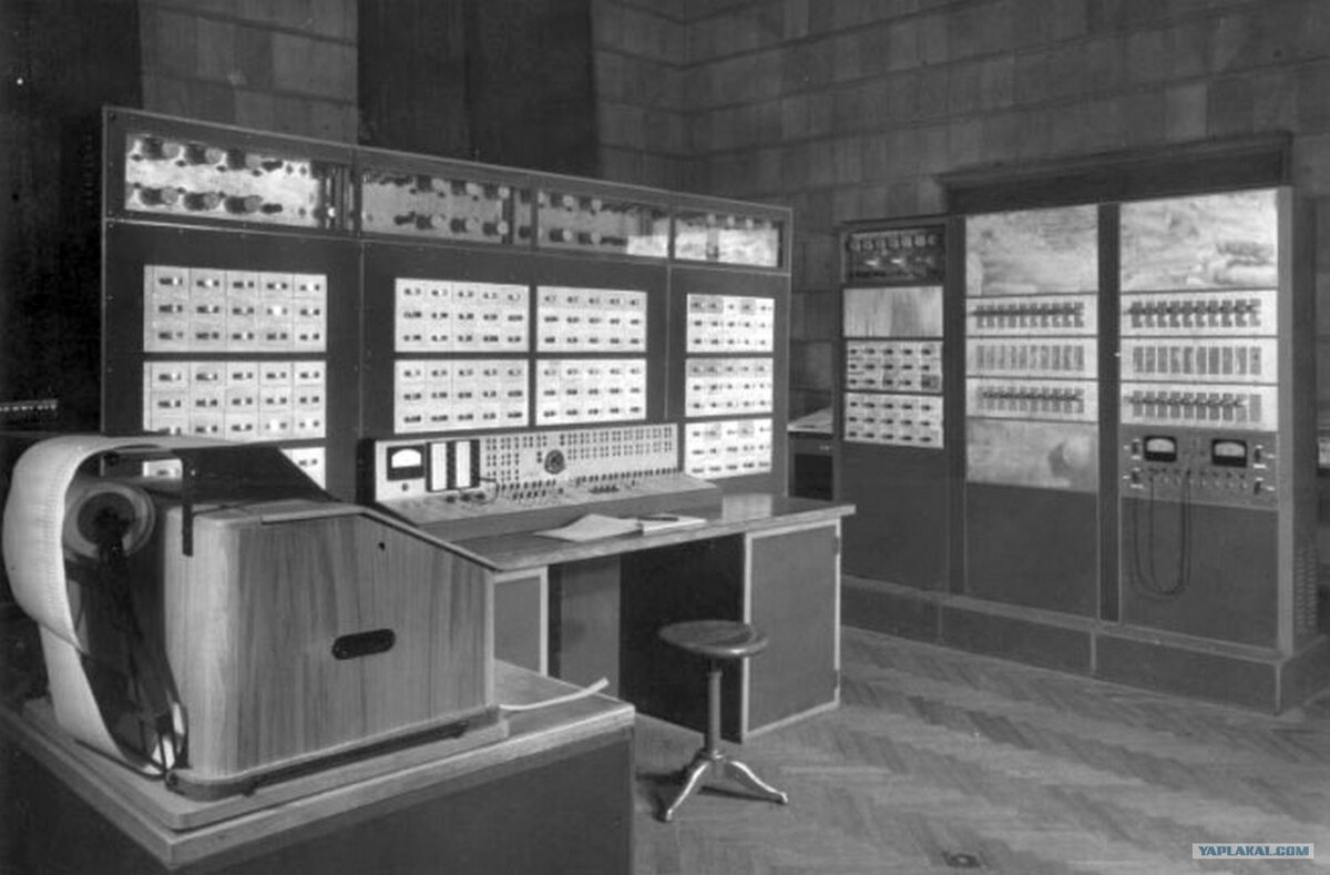 «Сетунь» — единственный в мире компьютер на основе троичного кода ...