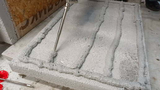 Приклейка экструдированного пенополистирола на цоколь дома, приклейка ...