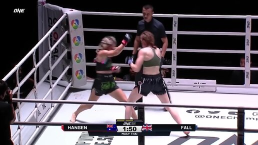 ДВЕ ДИКИЕ КОШКИ😱 Celest Hansen vs. Dani Fall | МЕСТО ММА | Дзен