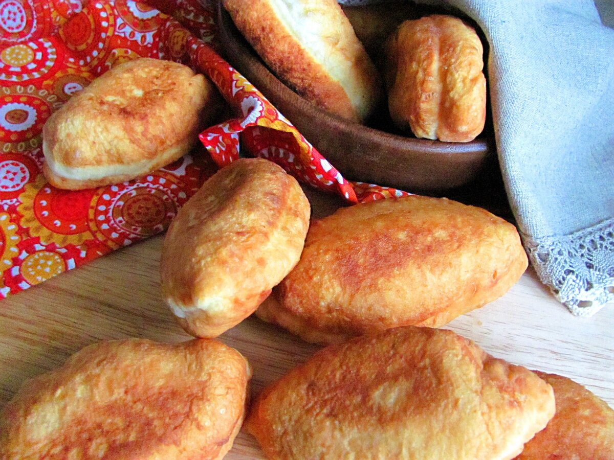 Пирожки с картошкой: просто невероятное тесто | Покулинарим | Дзен