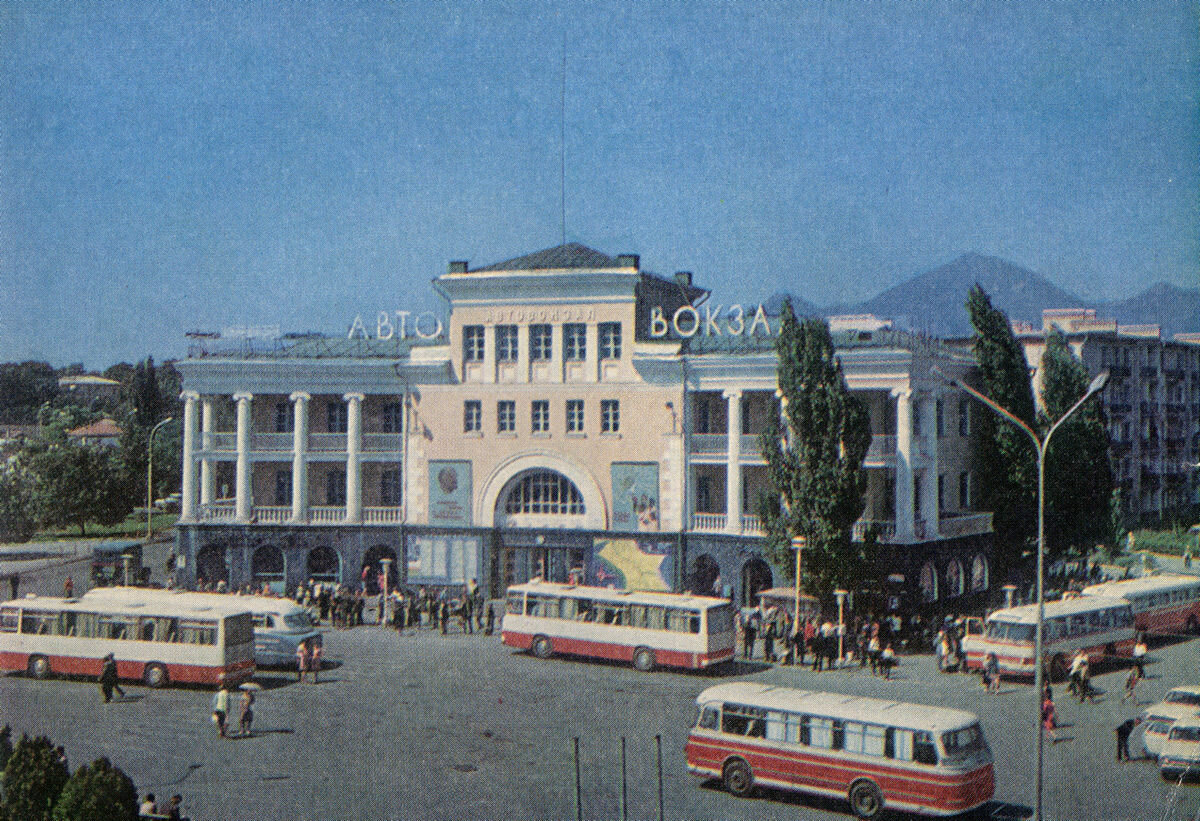Новые Икарусы в коллекции и фотоэкскурсия на автовокзал города ...