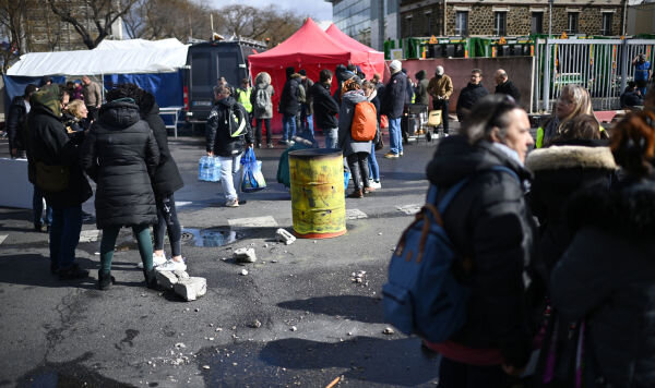 Протест по-французски – это когда забастовка из-за роста пенсионного ...