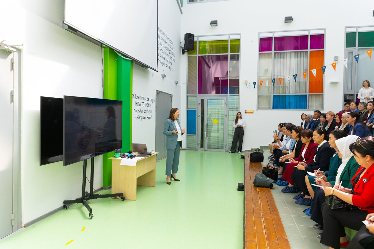 «Масштаб впечатляет»: директора школ из Киргизии высоко оценили ...