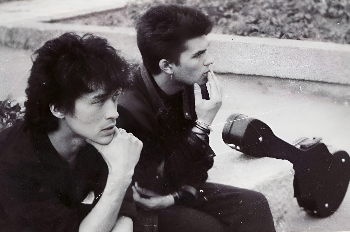 Виктор Цой и Юрий Каспарян: тёплая дружба и удивительная преданность ...