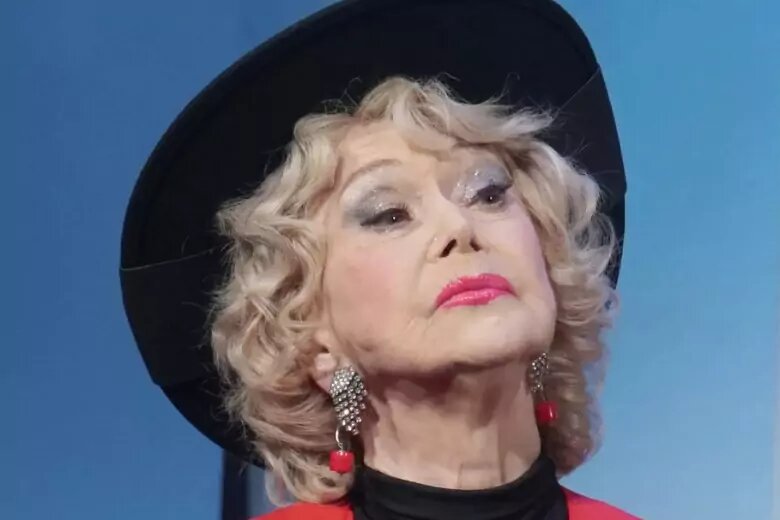 Огородник со стажем рассказал, какая подкормка для лука в мае-июне ...